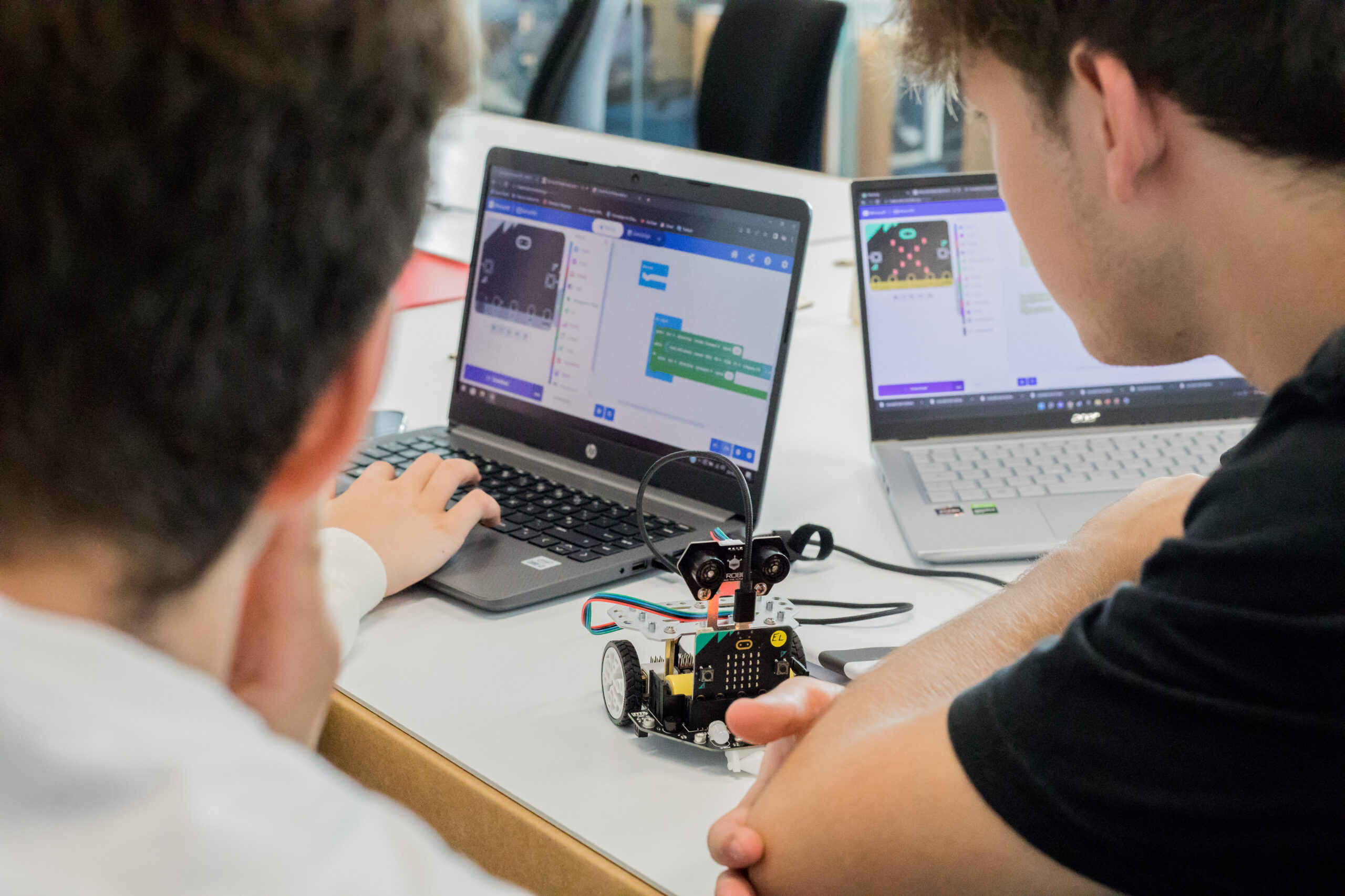 Formation à la robotique pédagogique - Ligue de l'Enseignement